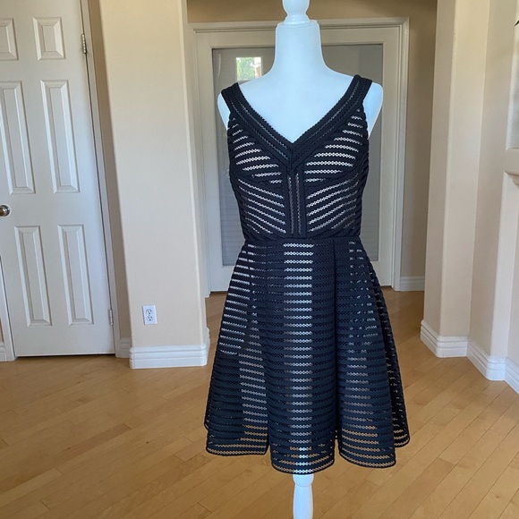 julia jordan | Dresses | Julia Jordan Black Fit And Flare Mini Dress ...
